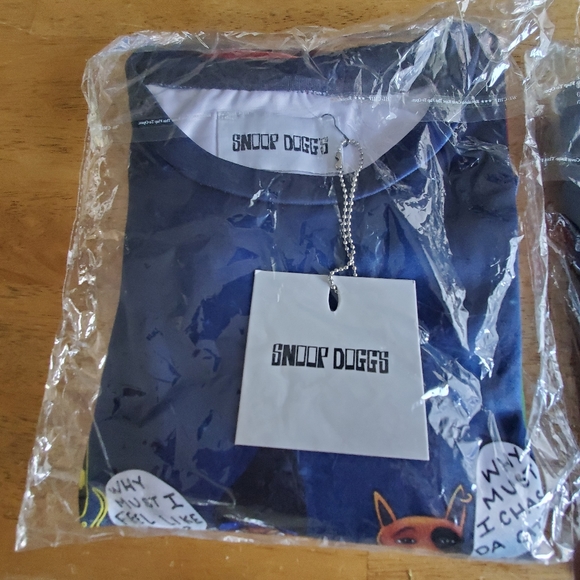 Snoop Dogg | Shirts | Original Snoop Dogg Label Shirts And Cookbook ...